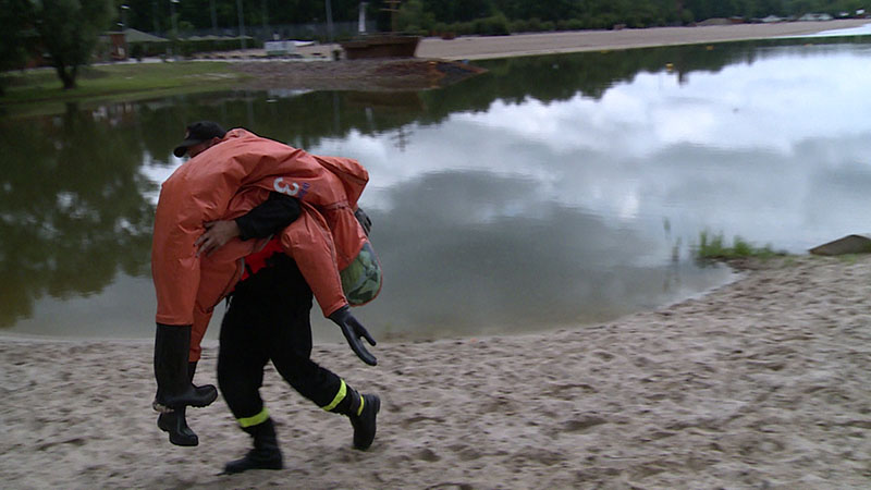 Topielec na Piaskach. To tylko ćwiczenia - OSTROW24.tv - Ostrów ...