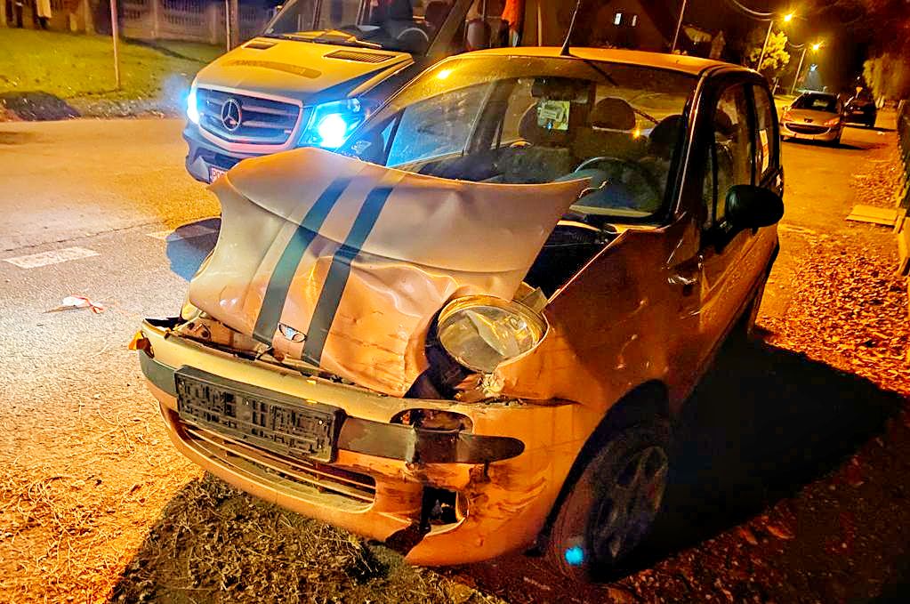 Matiz po tuningu został rozbity - OSTROW24.tv - Ostrów Wielkopolski