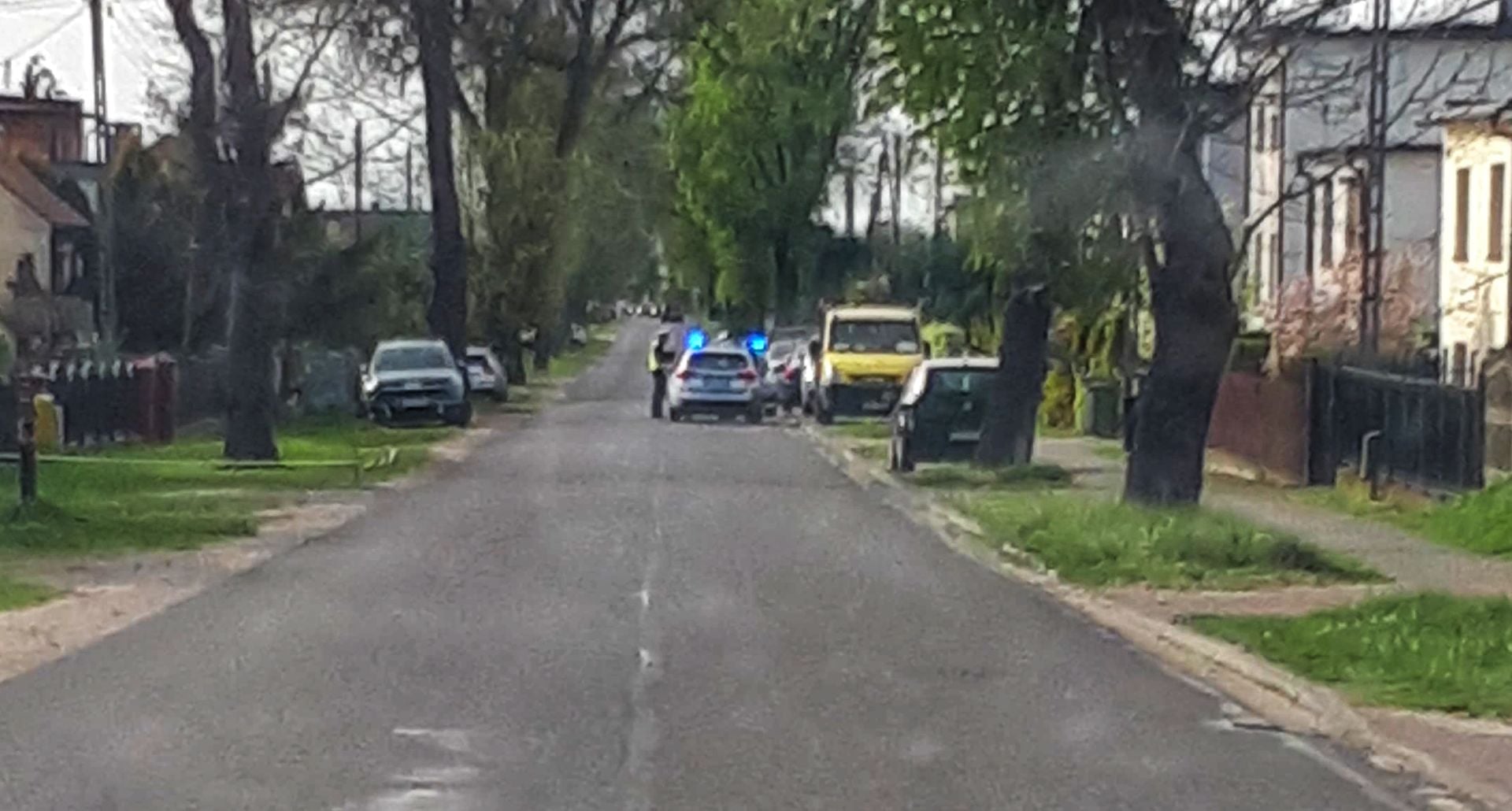 Wariat w czerwonym aucie rozjechał rowerzystę - aktualizacja - OSTROW24.tv - Ostrów Wielkopolski